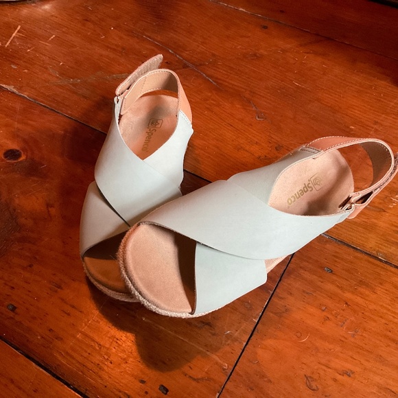 Spenco | Shoes | Spenco Sandals Suede Leather In Beautiful Blue Size 7 ...